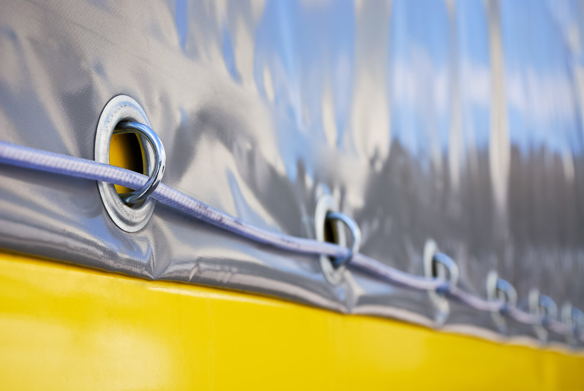 Coatings for technical textiles | Follmann